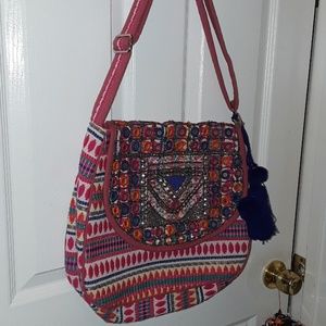 Expressions Nyc | Bags | Pretty Messenger Bagpurse | Poshmark